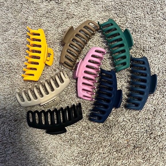 Amazon | Accessories | Hair Claw Clips | Poshmark